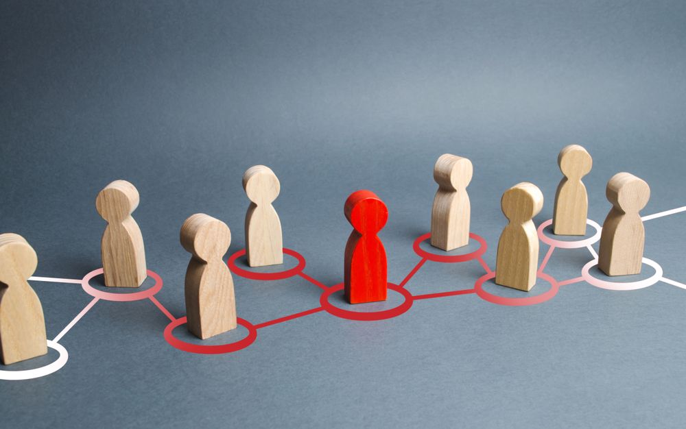 Thought Leader vs. Influencer: Mana yang Terbaik?